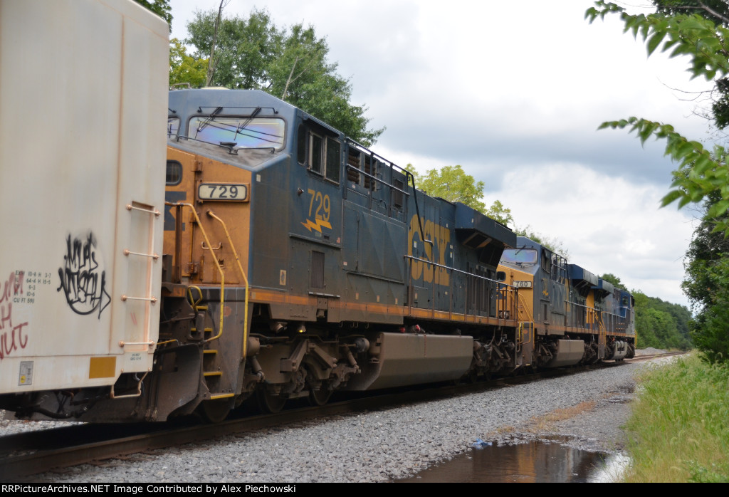 CSX 729